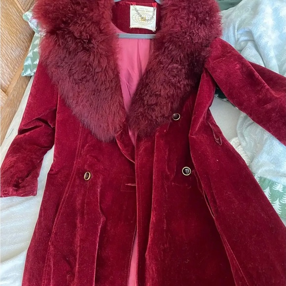 White Stag | Jackets & Coats | Vintage White Stag Red Faux Fur Coat ...